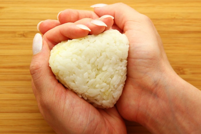 How To Make Onigiri Japanese Rice Balls - Pondic